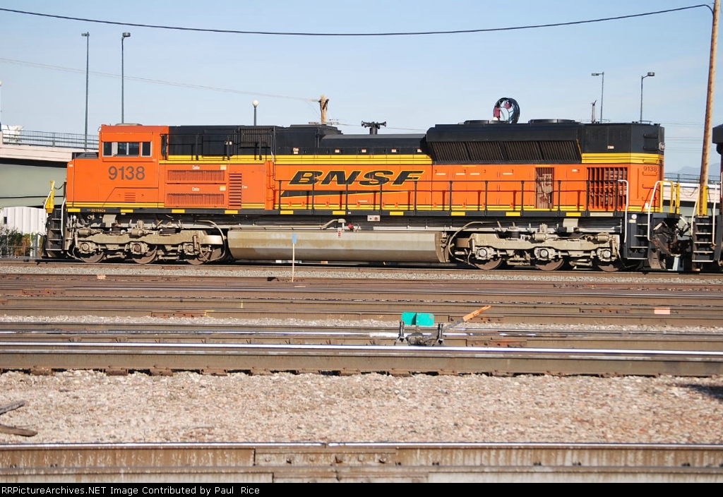 BNSF 9138